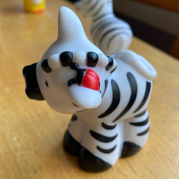 Fisher-Price | Toys | 202 Mattel Fisher Price Little People Zebra Toy ...